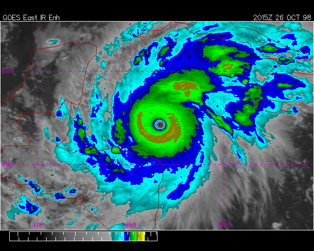 Animation of hurricane Katrina IR